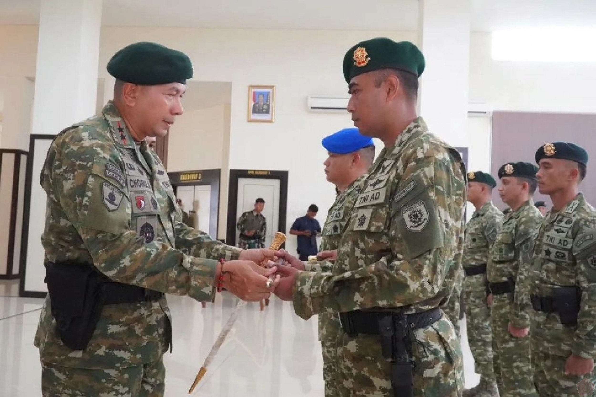 Panglima Divisi Infanteri 3 Kostrad Pimpin Serah Terima Jabatan Pejabat ... Panglima Divisi Infanteri 3 Kostrad Pimpin Serah Terima Jabatan Pejabat ...