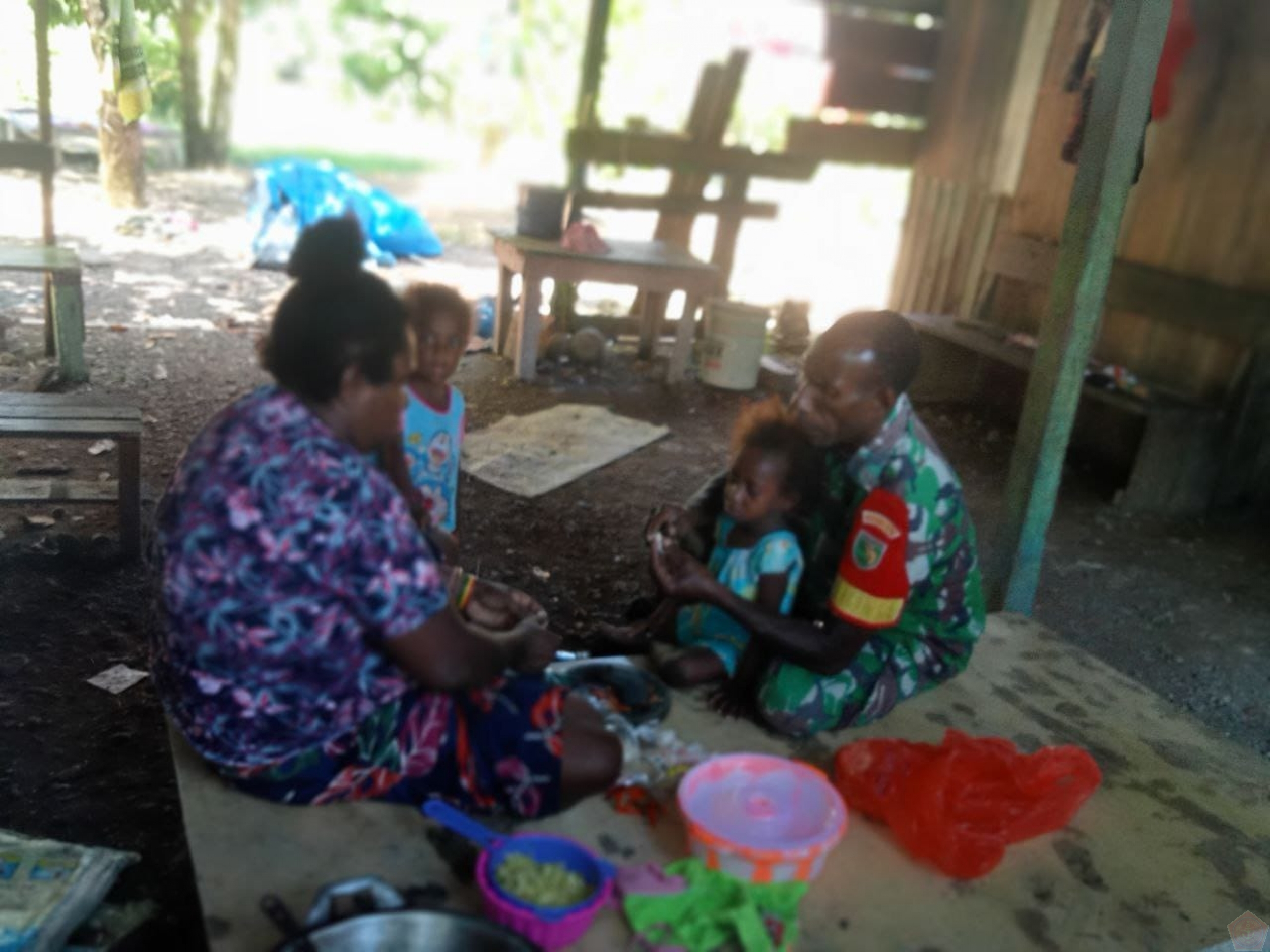 Melalui Program Babinsa Masuk Dapur, Jalin Kedekatan Bersama Warga ... Melalui Program Babinsa Masuk Dapur, Jalin Kedekatan Bersama Warga ...