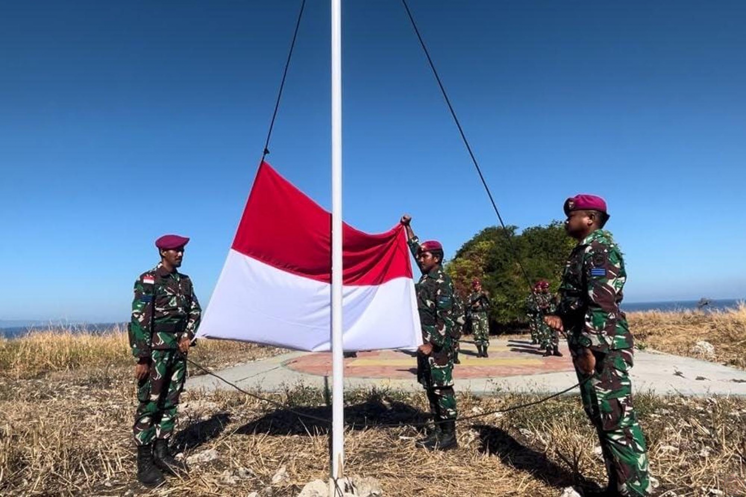 Semarak Prajurit Marinir Penjaga Pulau Batek Peringati HUT Ke-79 ...